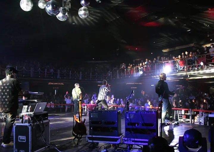 “La Maraka” room in Mexico City more intimate closer to the fans with ...