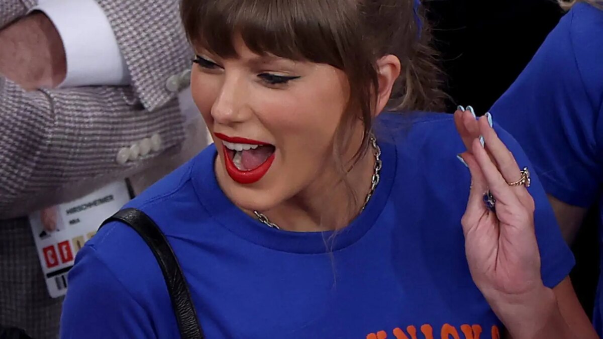 Taylor Swift, Haim Sisters Sport 'Stevie Knicks' Shirt at Knicks Game ...