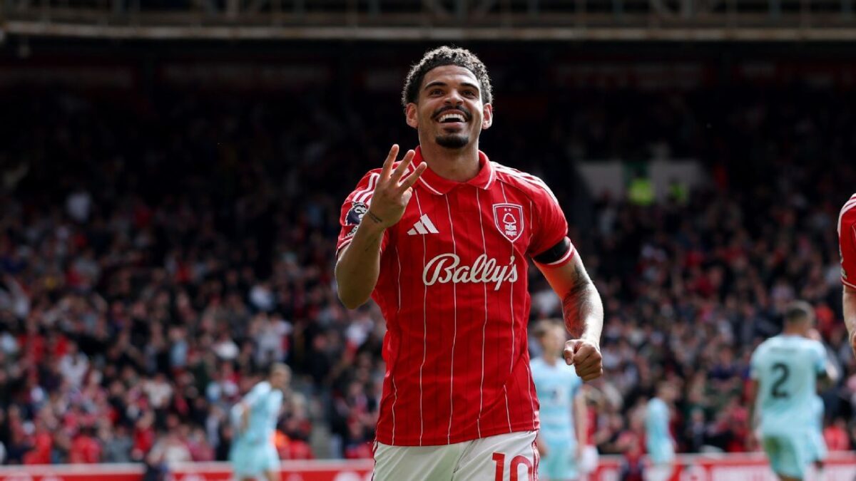 Transfer rumors, news: Arsenal, PSG to fight for Gibbs-White ...